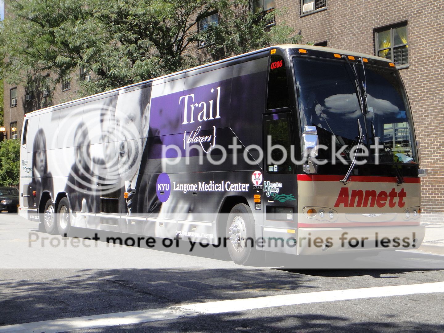 Hampton Jitney will add more buses if there is a LIRR strike